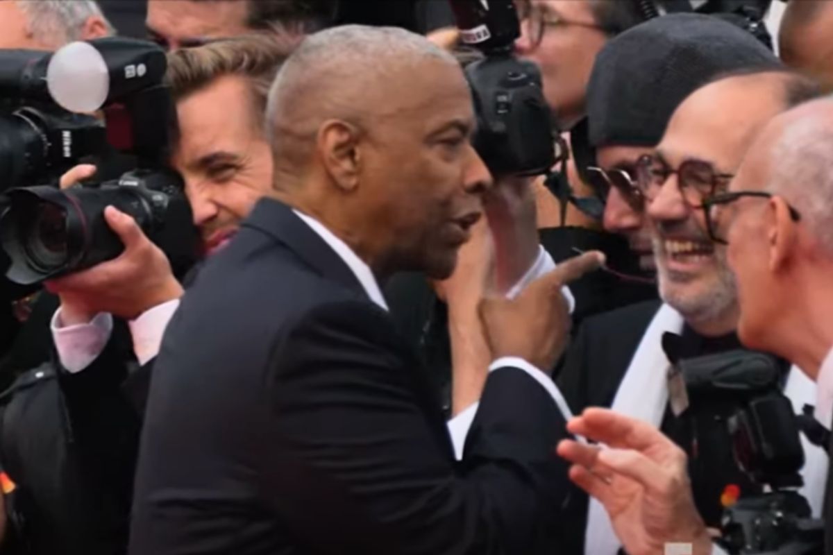 Denzel Washington Snaps After Photographer Grabs Him On Red Carpet