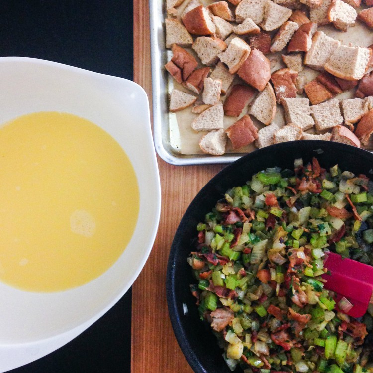 A Truly Beautiful Way to Make Stuffing for Thanksgiving