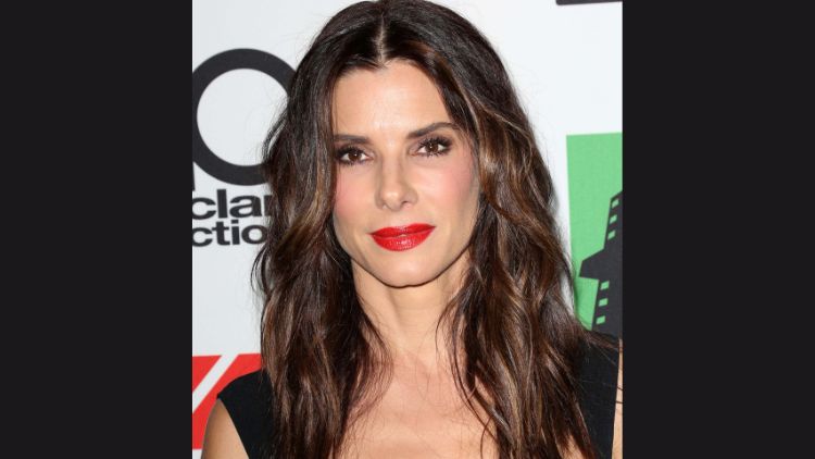 Sandra Bullock Cautions Fans About Social Media Scams, Expresses ‘Deep ...