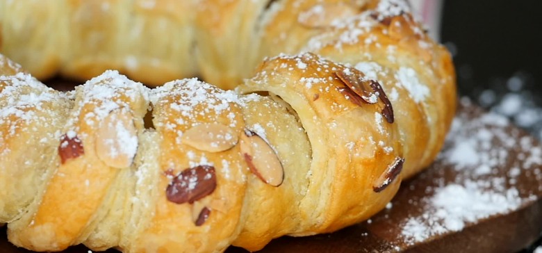 Impress Your Guests with This Easy to Make Sweet Almond Ring